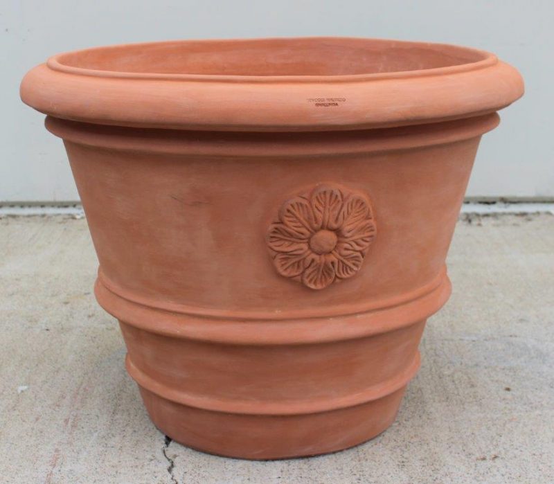 TERRA COTTA BALLS - Goodwin International